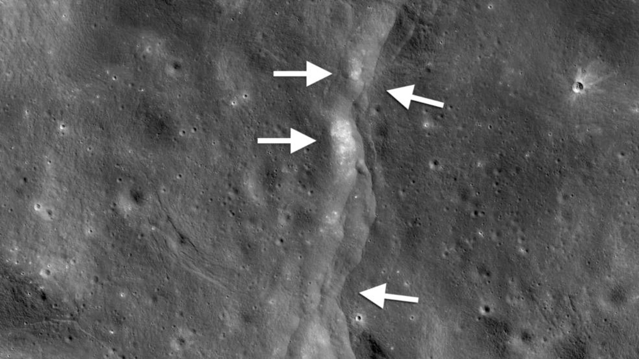 The Moon is cracking, raising seismic risks for space missions