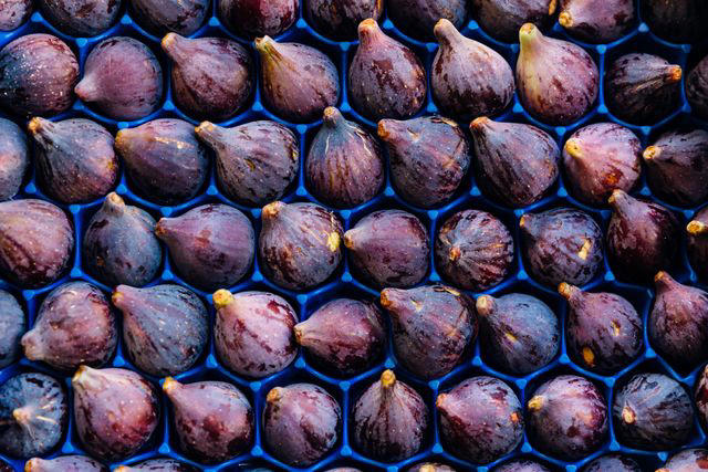 12 Foods With More Calcium Than a Glass of Milk