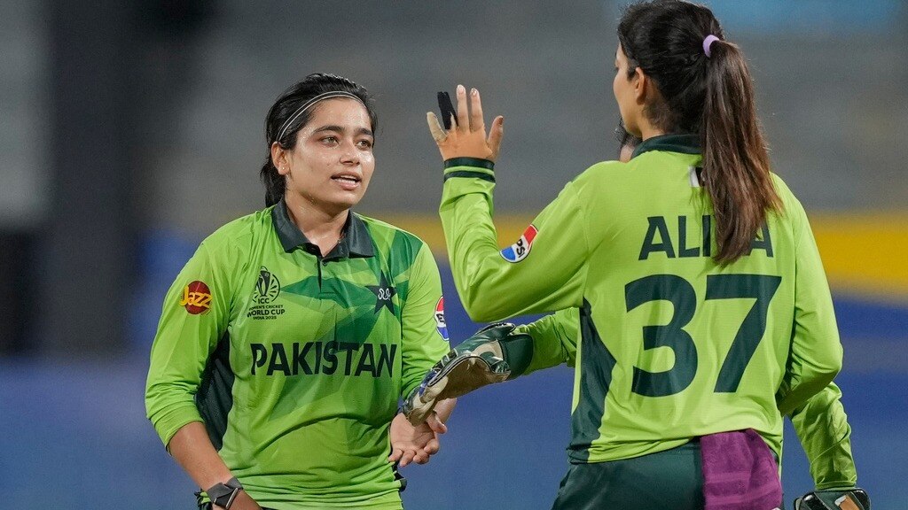 Really enjoy Fatima Sana's passion and energy on the field: Ellyse Perry