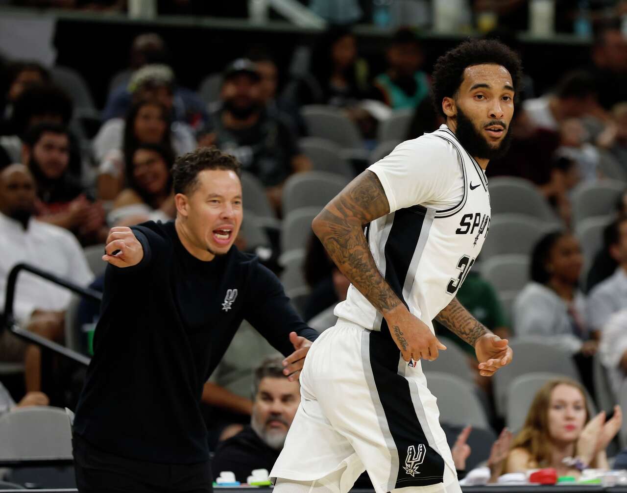 Spurs coach Mitch Johnson confident in decision to sit Stephon Castle