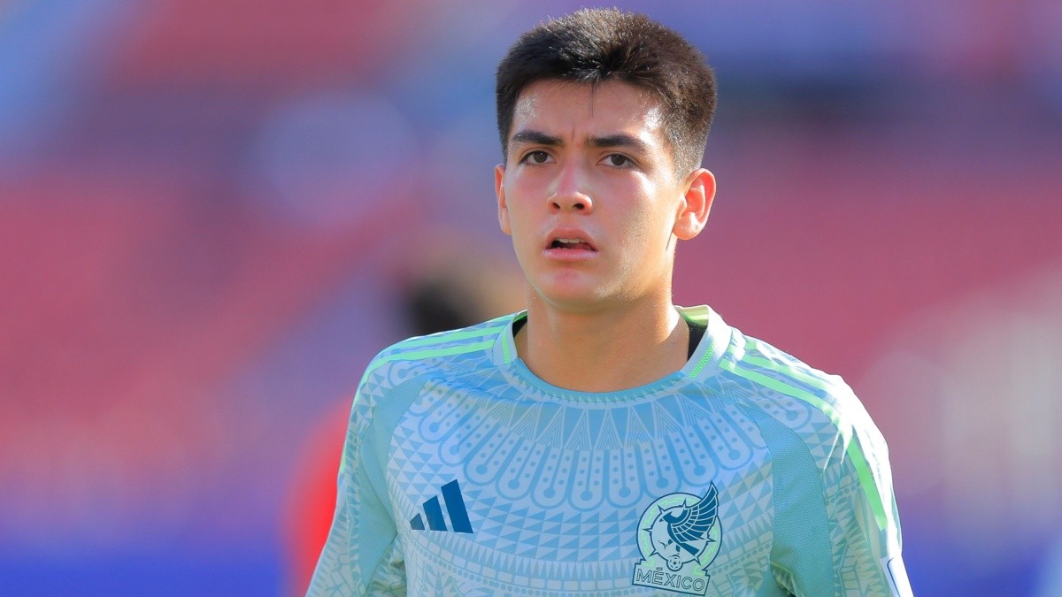 Exentrenador de la Selección Mexicana pone en su lugar a Gilberto Mora ...