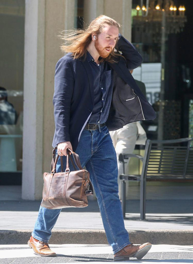 Russell Crowe's rarely-seen son bares striking resemblance to famous ...