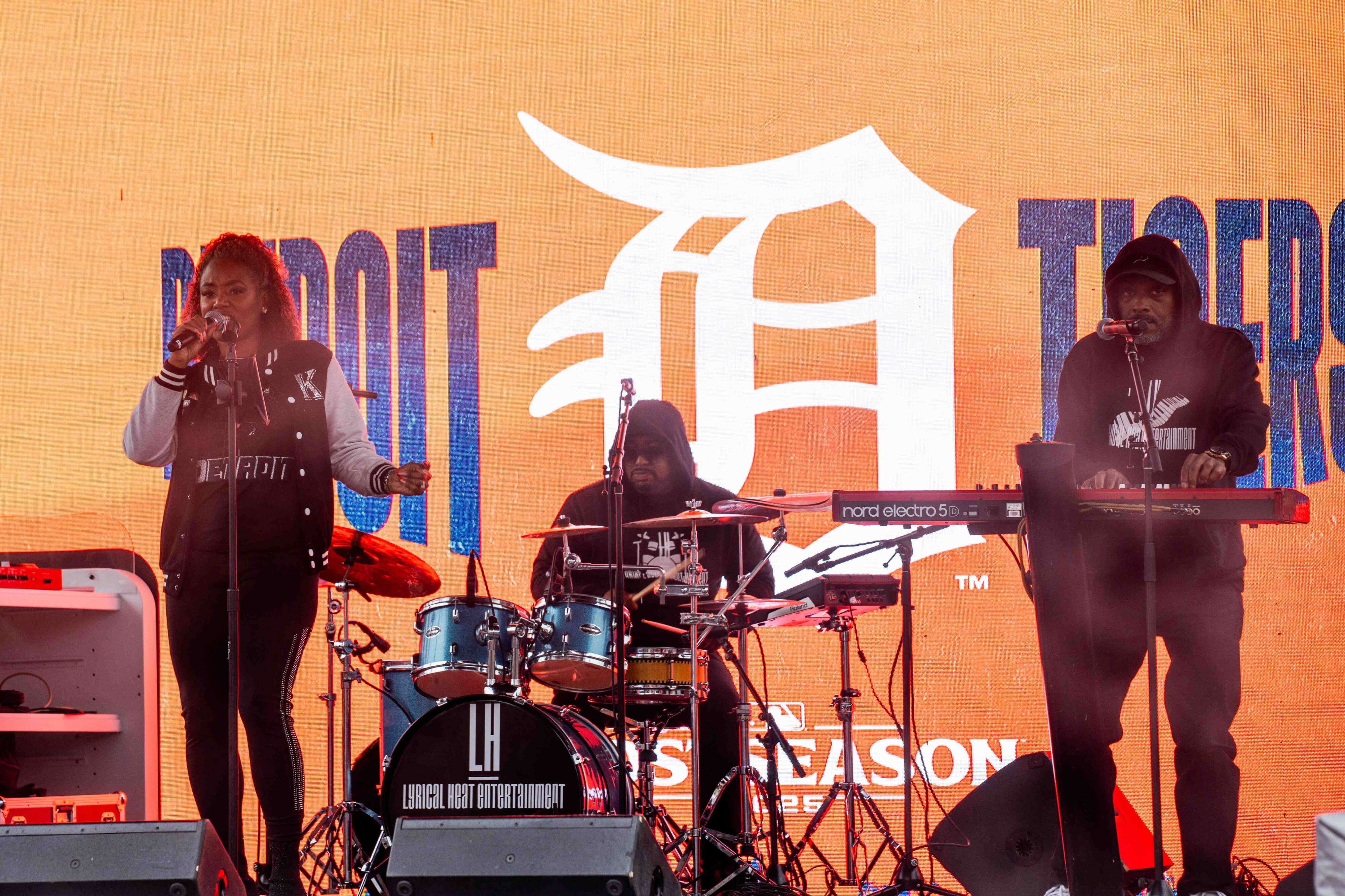 Detroit Tigers ALDS Game 3 today live updates vs. Mariners: Weather ...