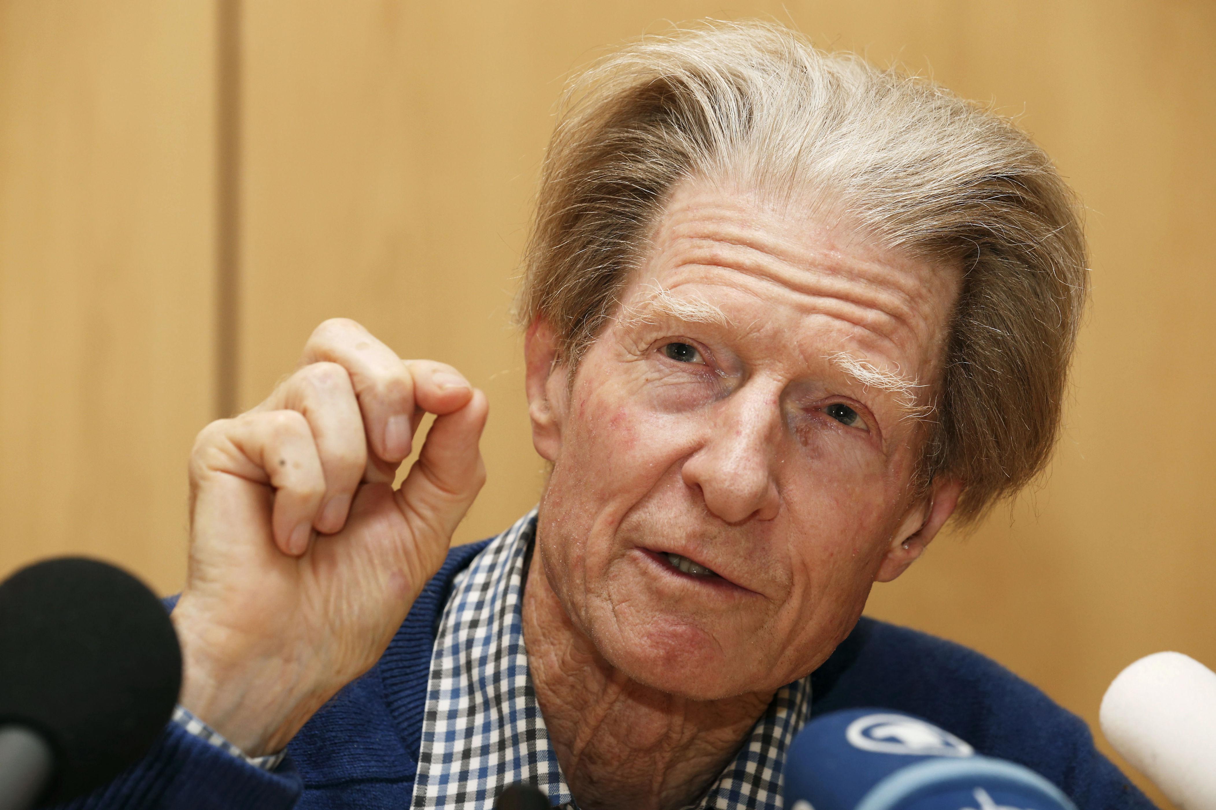 John Gurdon, Nobel laureate who laid groundwork for cloning, dies at 92