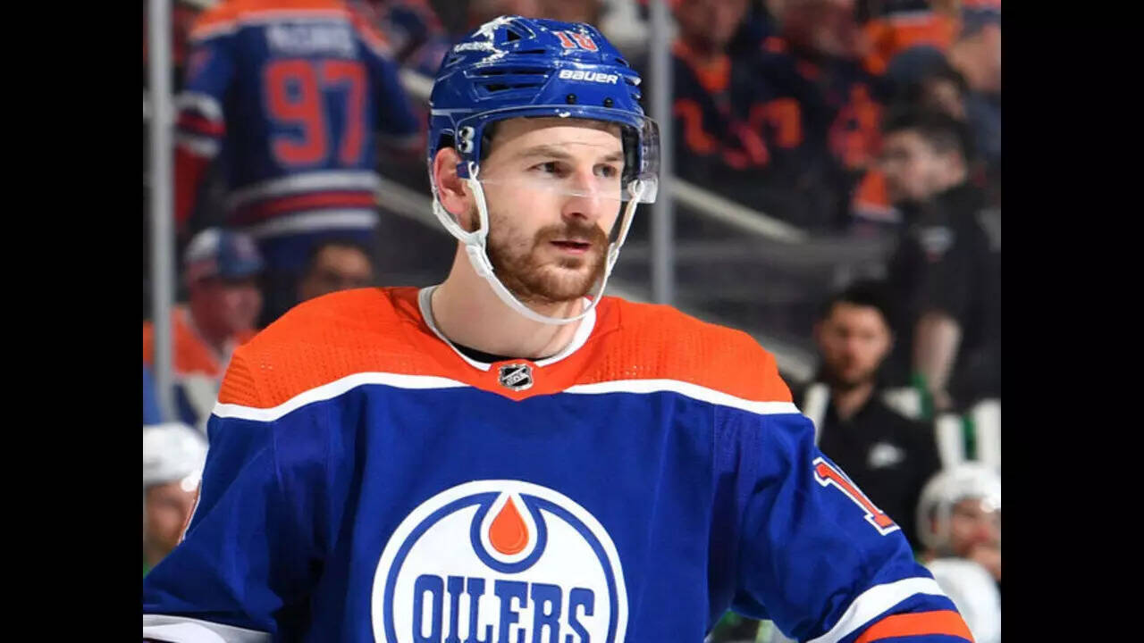 Zach Hyman out until November as Edmonton Oilers open 2025-26 season ...