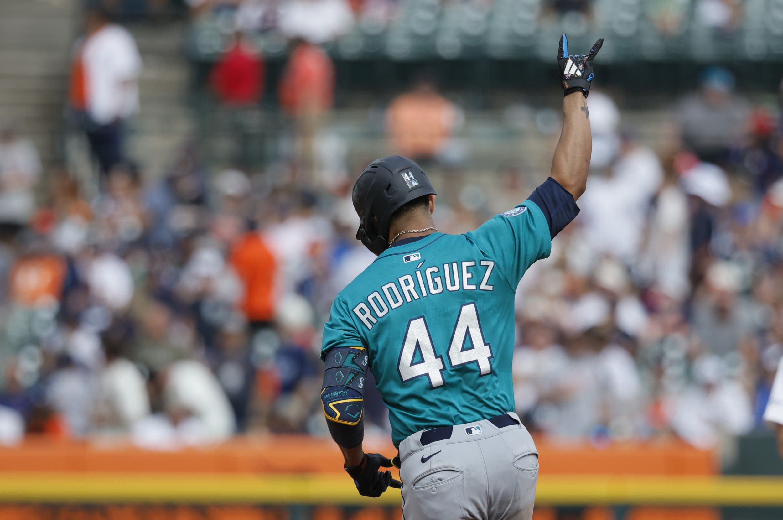 How to Watch Mariners vs Tigers ALDS Game 3: Live Stream MLB Postseason ...