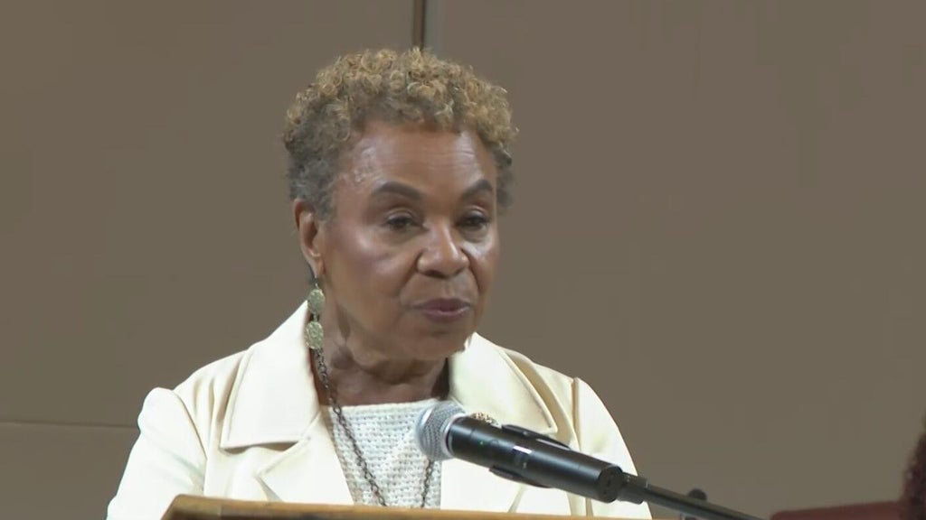 Oakland Mayor Barbara Lee's city-owned vehicle stolen from City Hall ...
