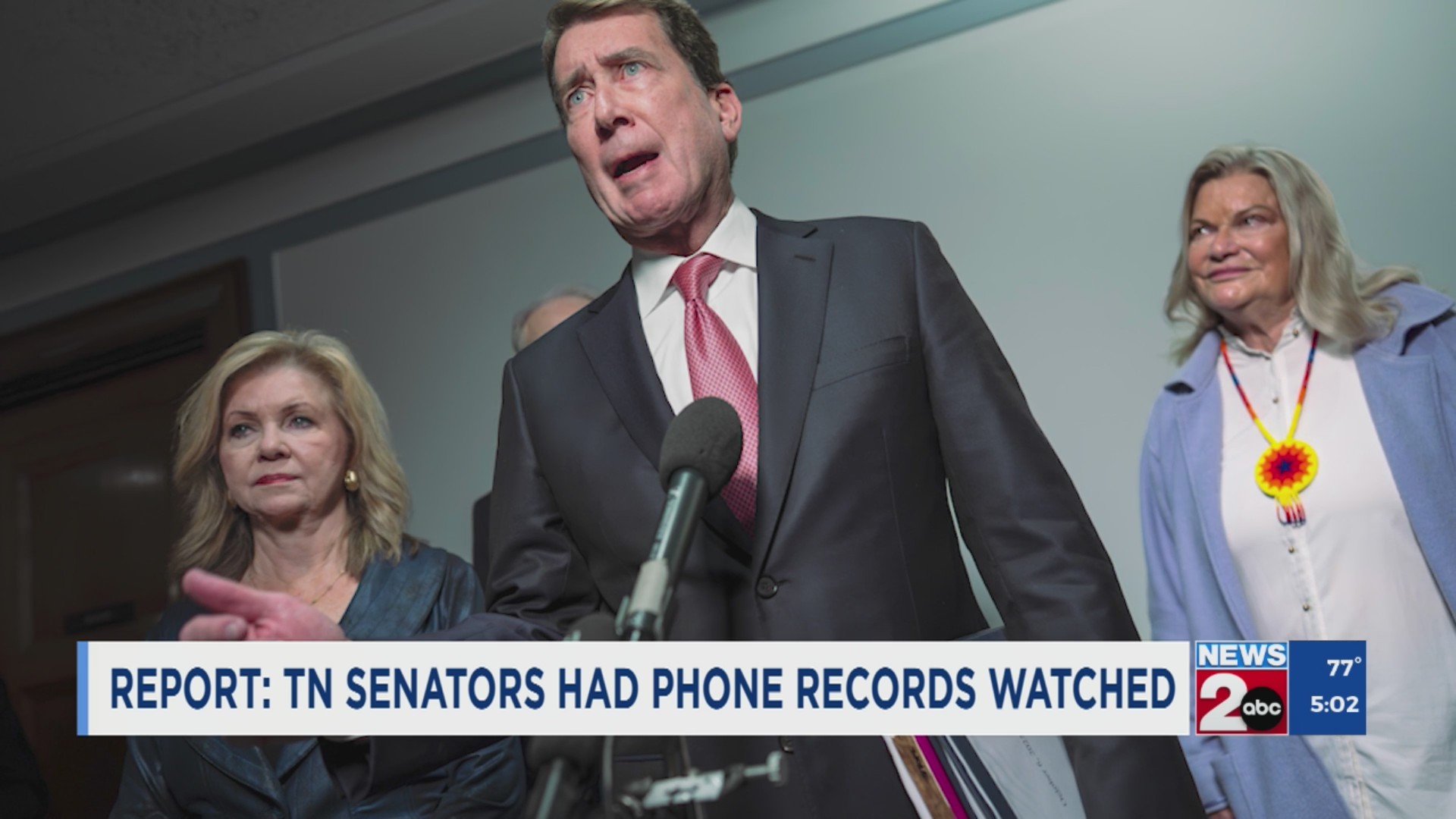 Report: Tennessee senators had phone records watched