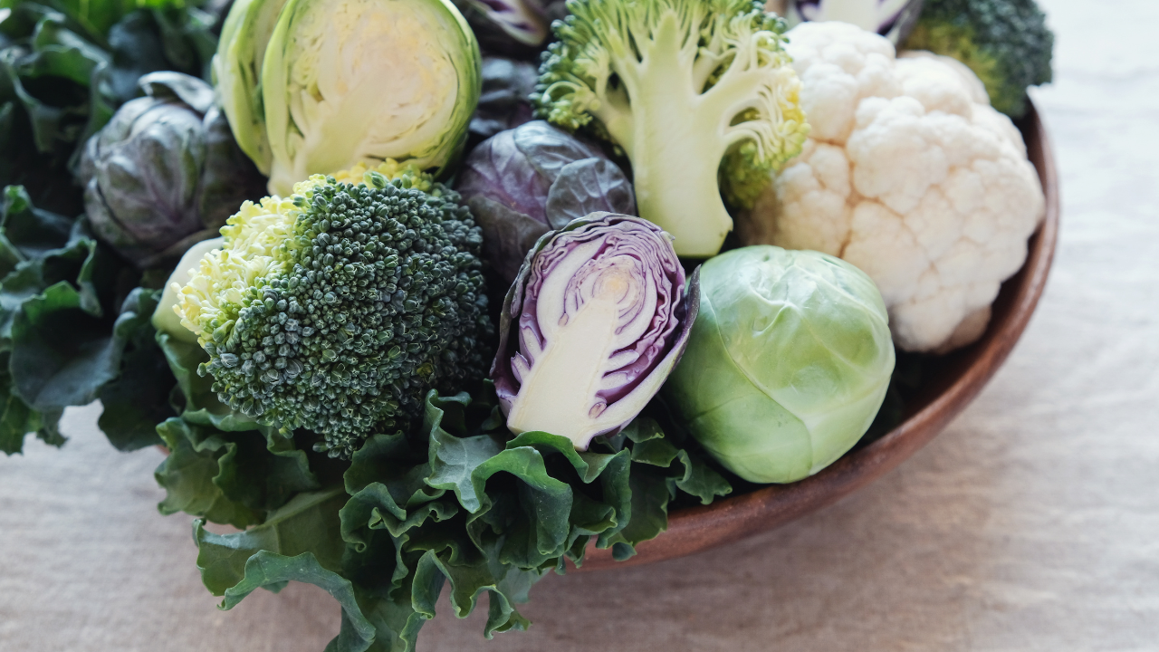 1 in 28 women is at risk of breast cancer: Consuming 6 foods can ...