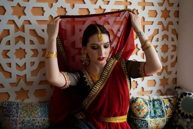 The Cultural Meaning Behind Head Covering in India: Explained State by ...