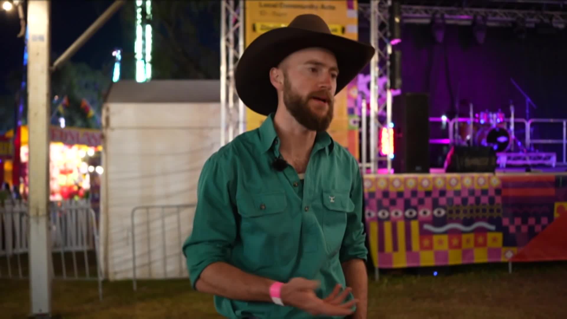 Single farmers attend speed dating event at the Perth Royal Show