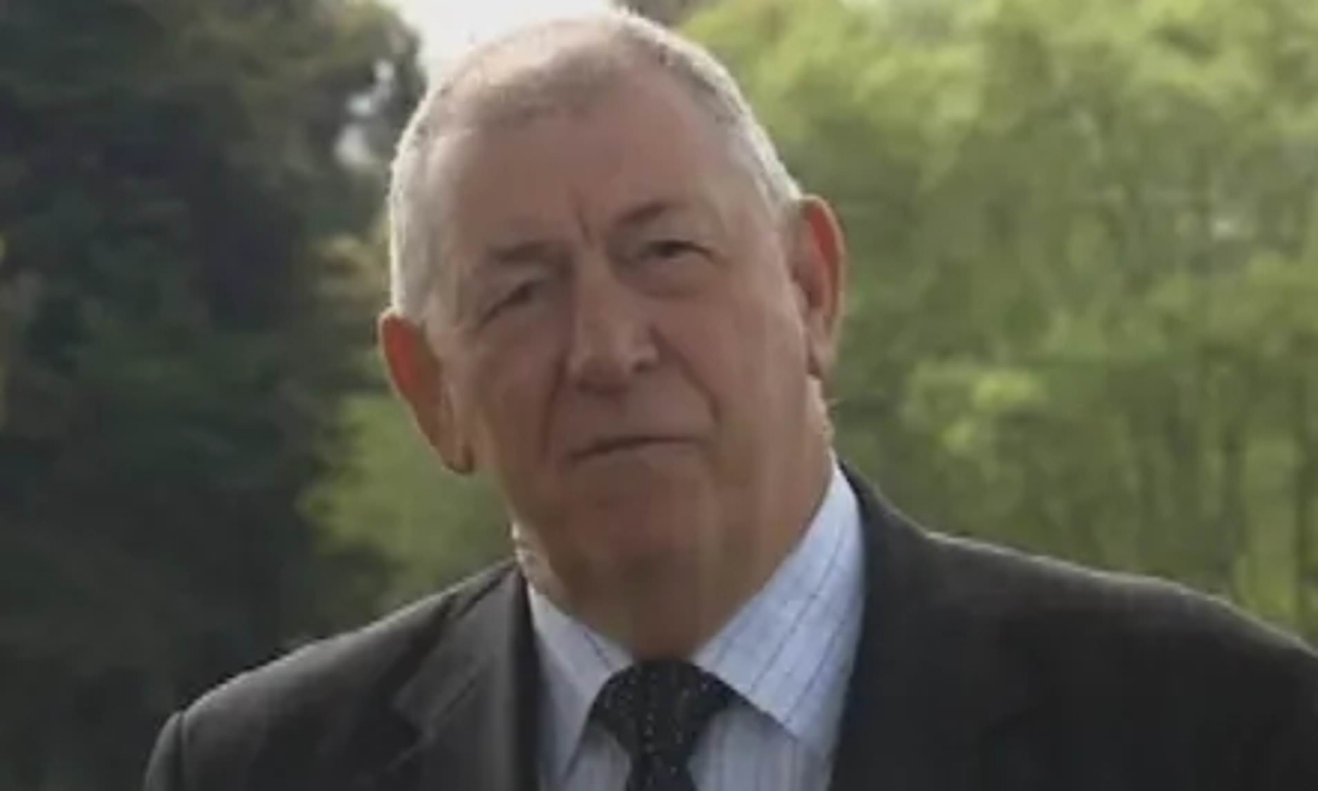 Straight-talking Police Ten 7 host and former cop Graham Bell dies ...