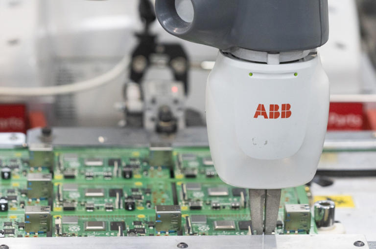 SoftBank to Buy ABB’s Robotics Arm in $5.4 Billion Deal