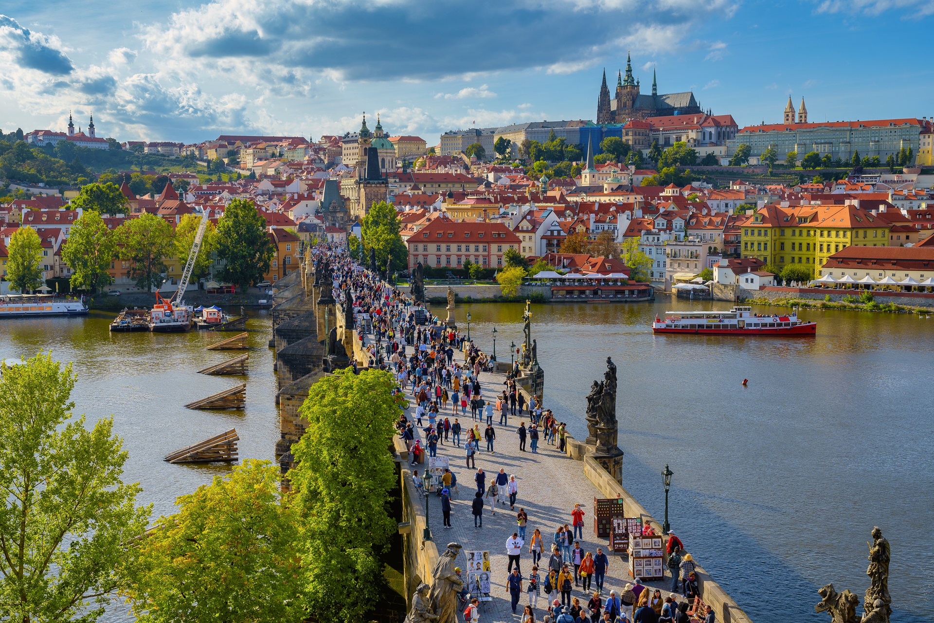 The economic miracle of Eastern European countries: A look back after ...