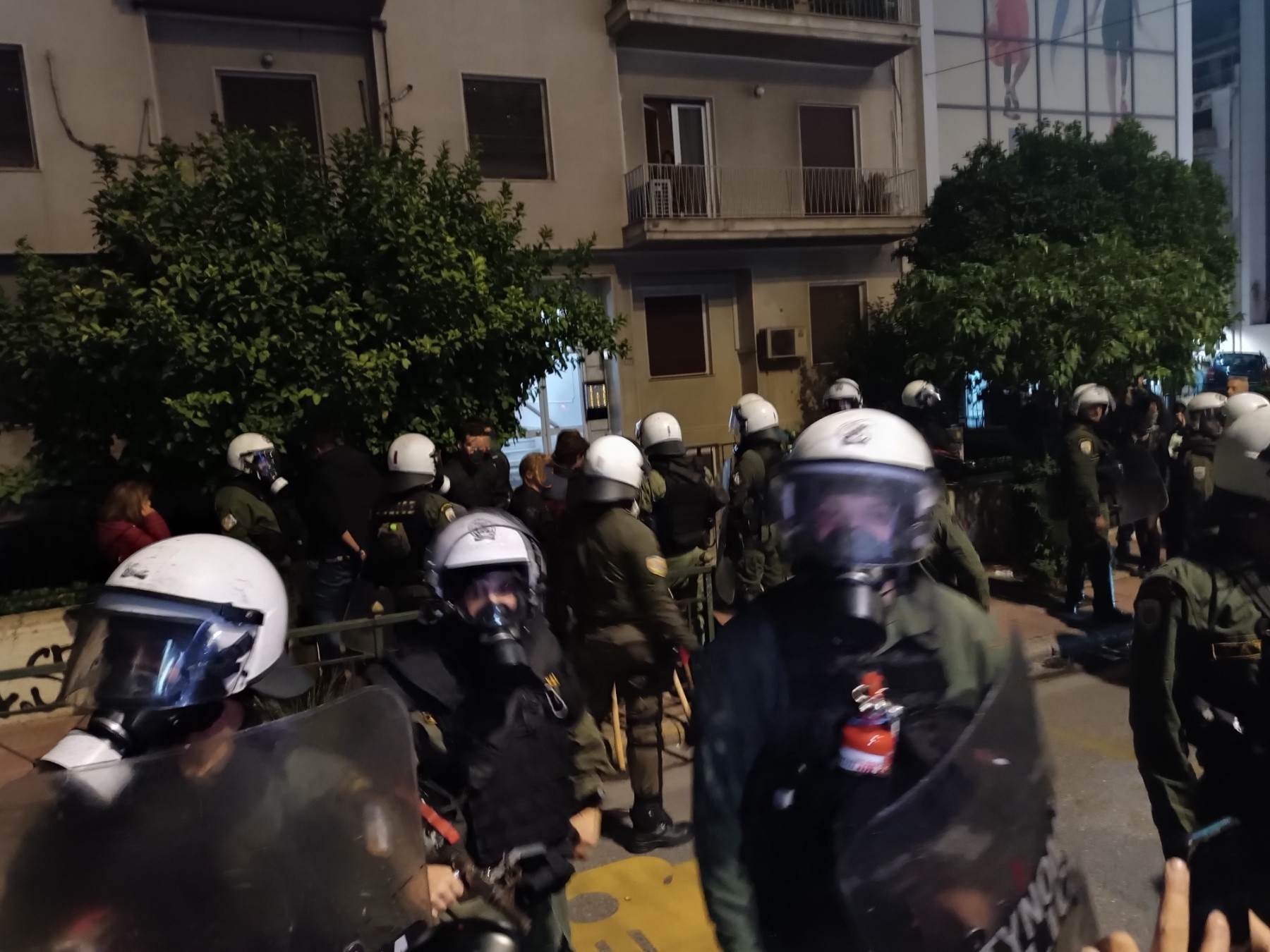 Πορεία για την Παλαιστίνη: Καταγγελίες για ανεξέλεγκτη χρήση βίας ...