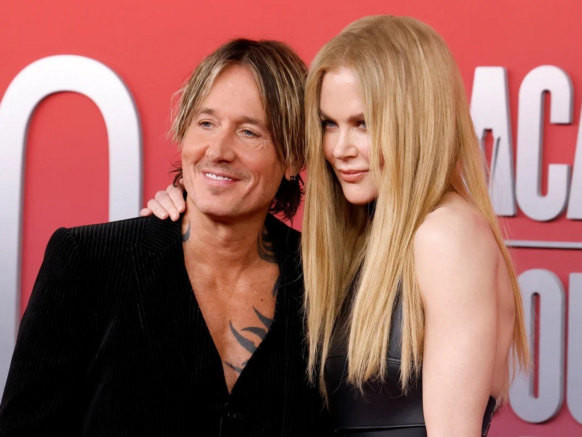 ‘Nicole Kidman’s new breakup bangs are telling a much bigger story.'