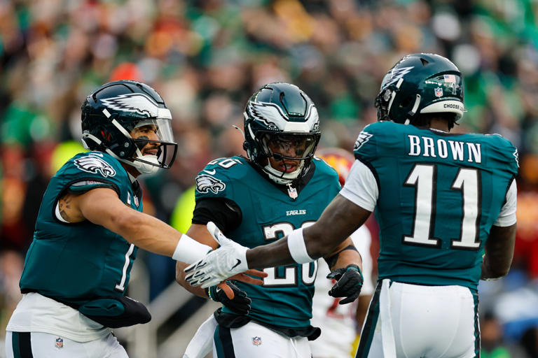 Eagles’ Jalen Hurts, A.J. Brown, and Saquon Barkley have a private meeting as offense searches ...