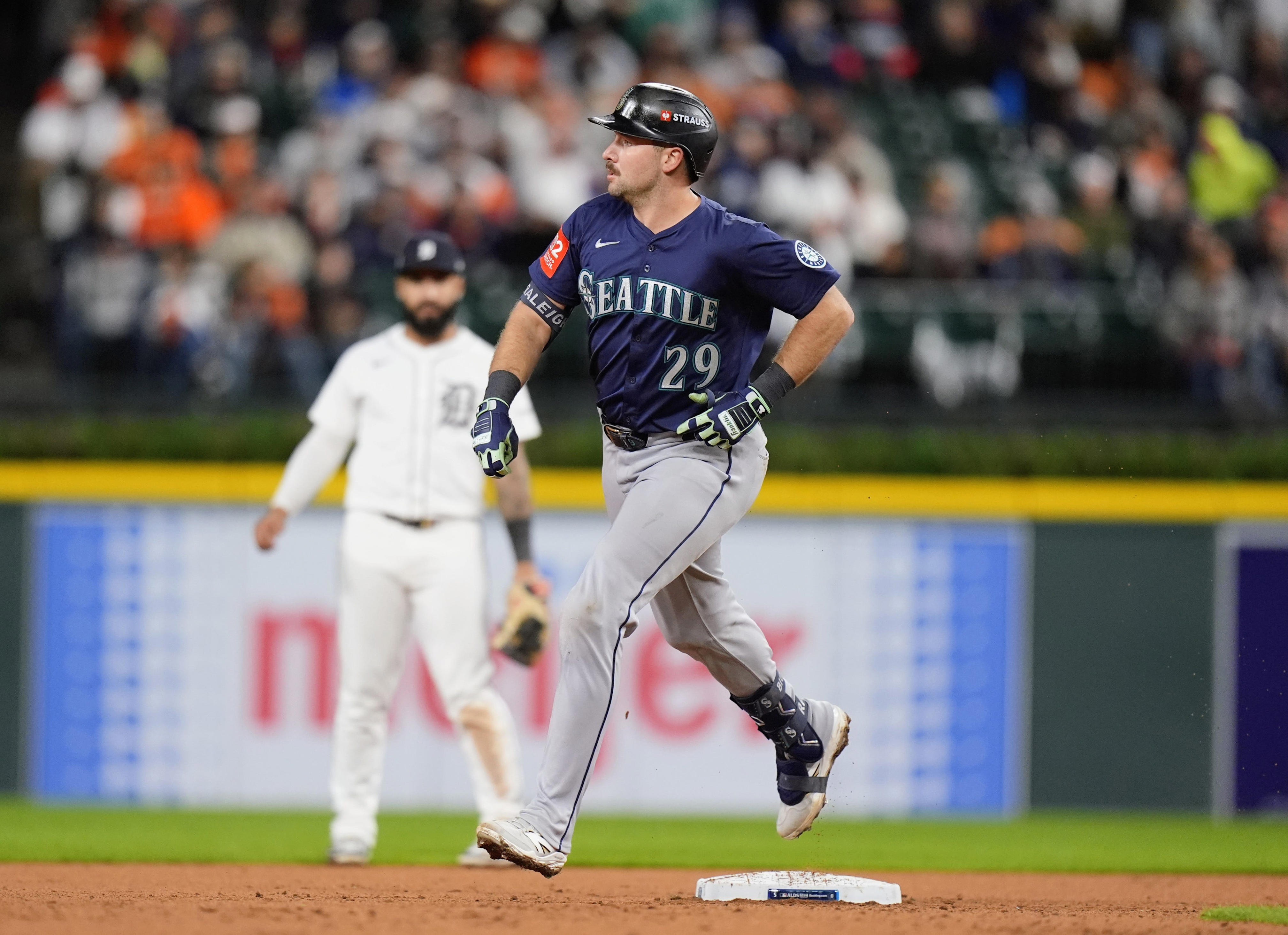 Detroit Tigers fall 8-4 to Seattle Mariners in Game 3 of the ALDS