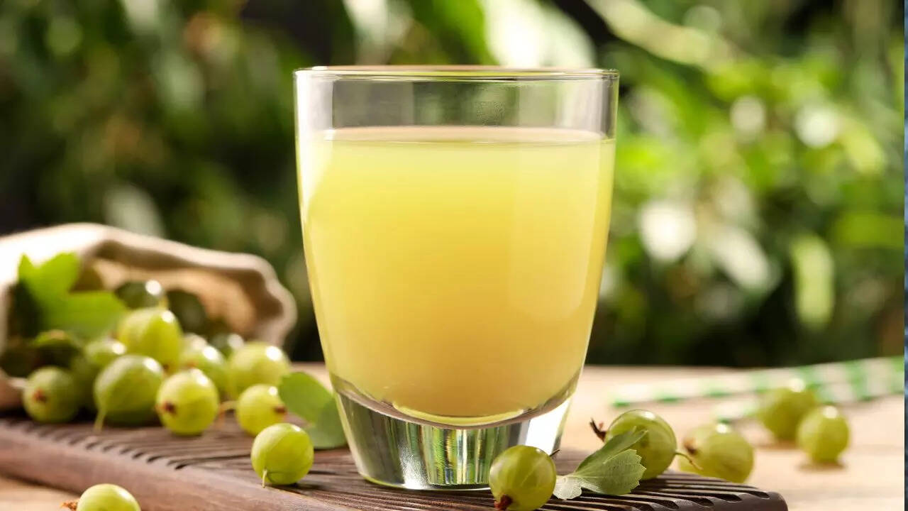 5 reasons why eating one amla daily is good for health