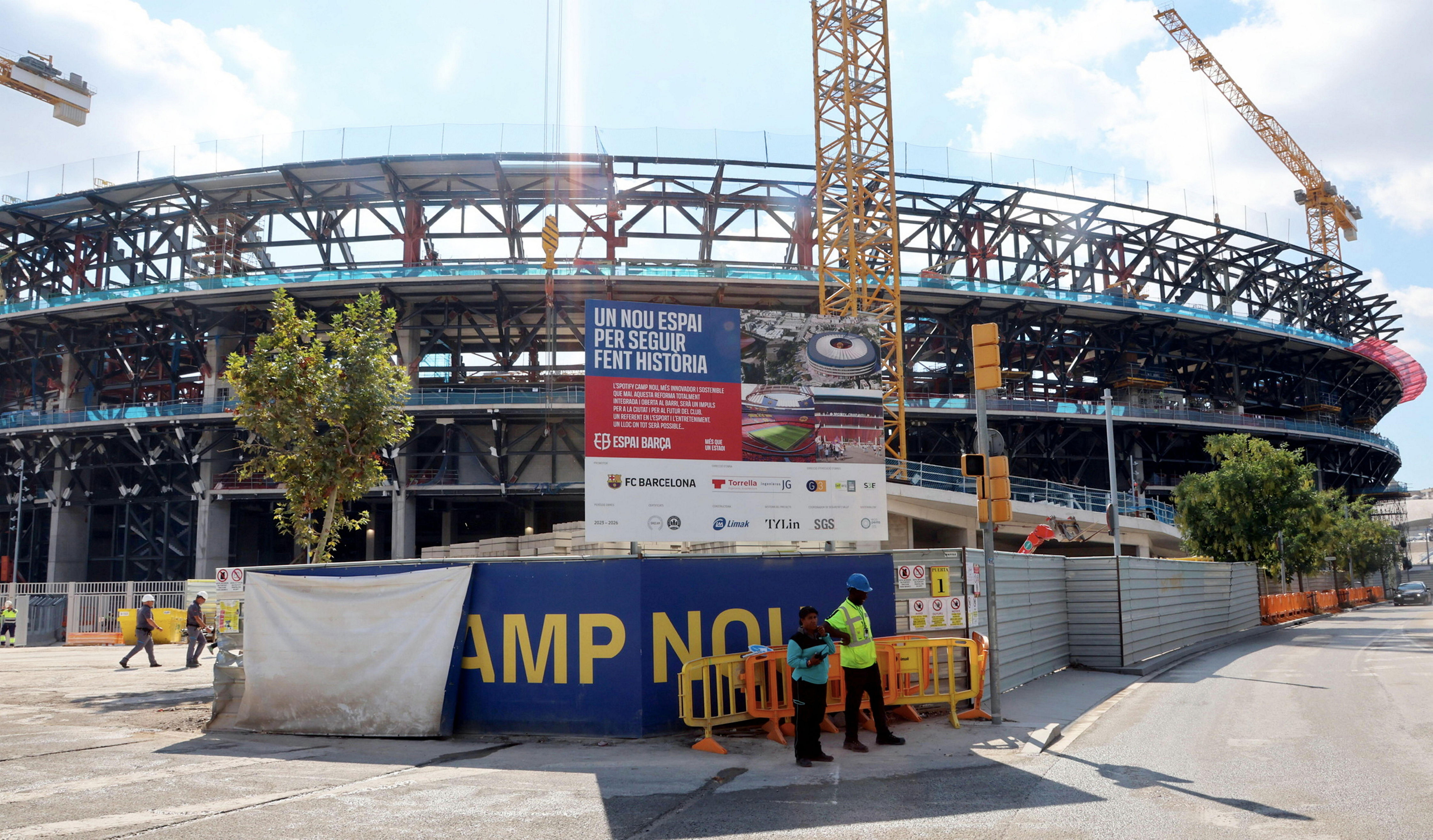 Barcelona postpone Camp Nou return, Girona match to stay at Montjuïc