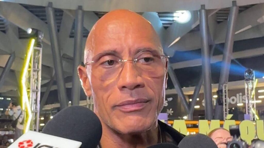 La Roca visita México para la premier de su nueva película: “The ...