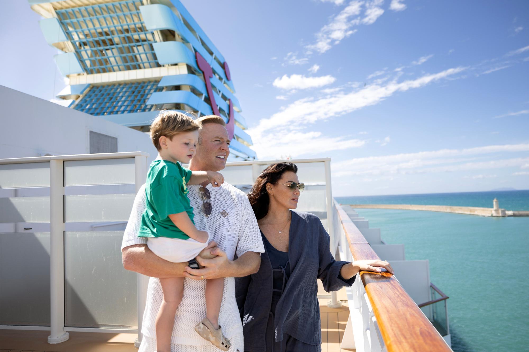 Sheffield holiday-goers opt for multi-generational family holidays ...