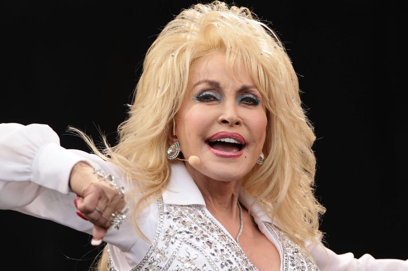 Dolly Parton makes furious decision amid sister's prayer plea as update ...