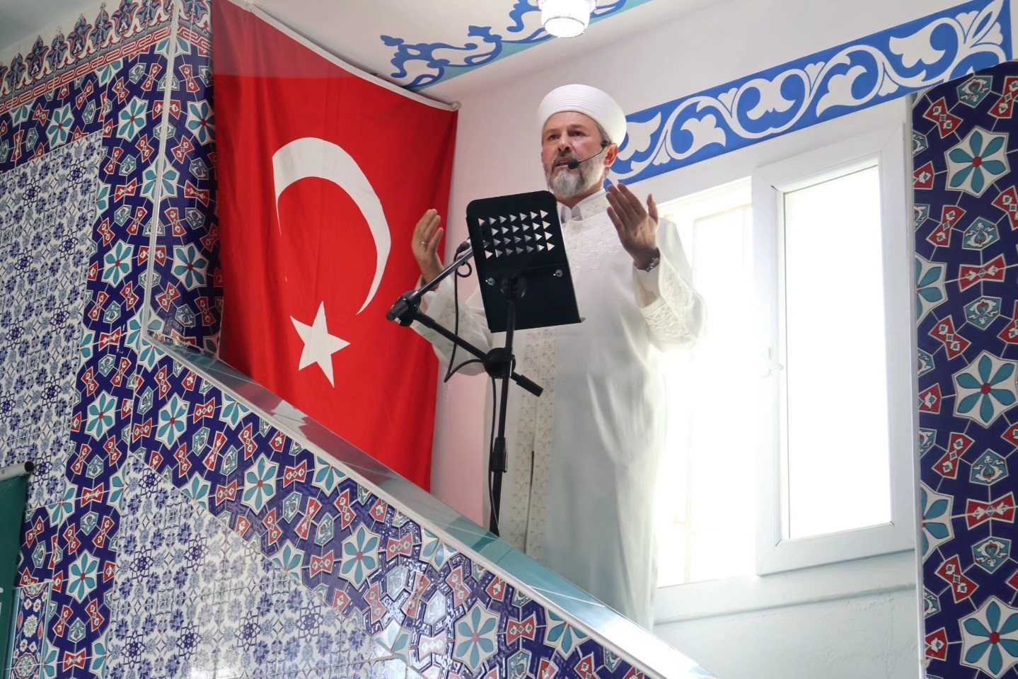 Hatay’da depremin ardından 104. cami ibadete açıldı