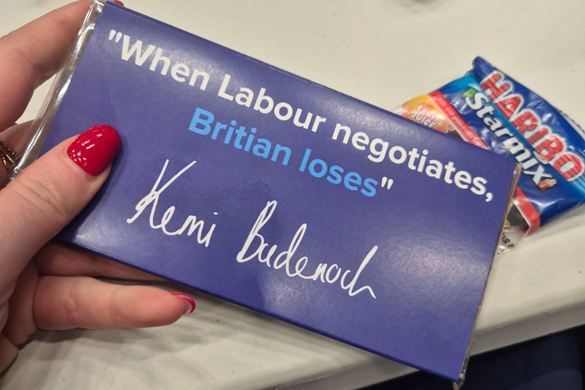 Chocolate Bar Conservative Party Fail: 'Britian' Typo Turns Tory Slogan ...