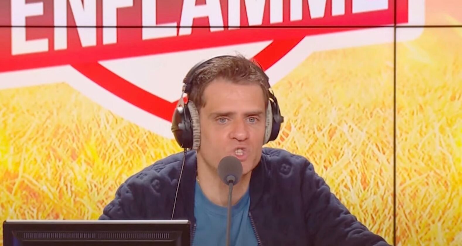 PSG. Chevalier sur le banc, Rothen applaudit