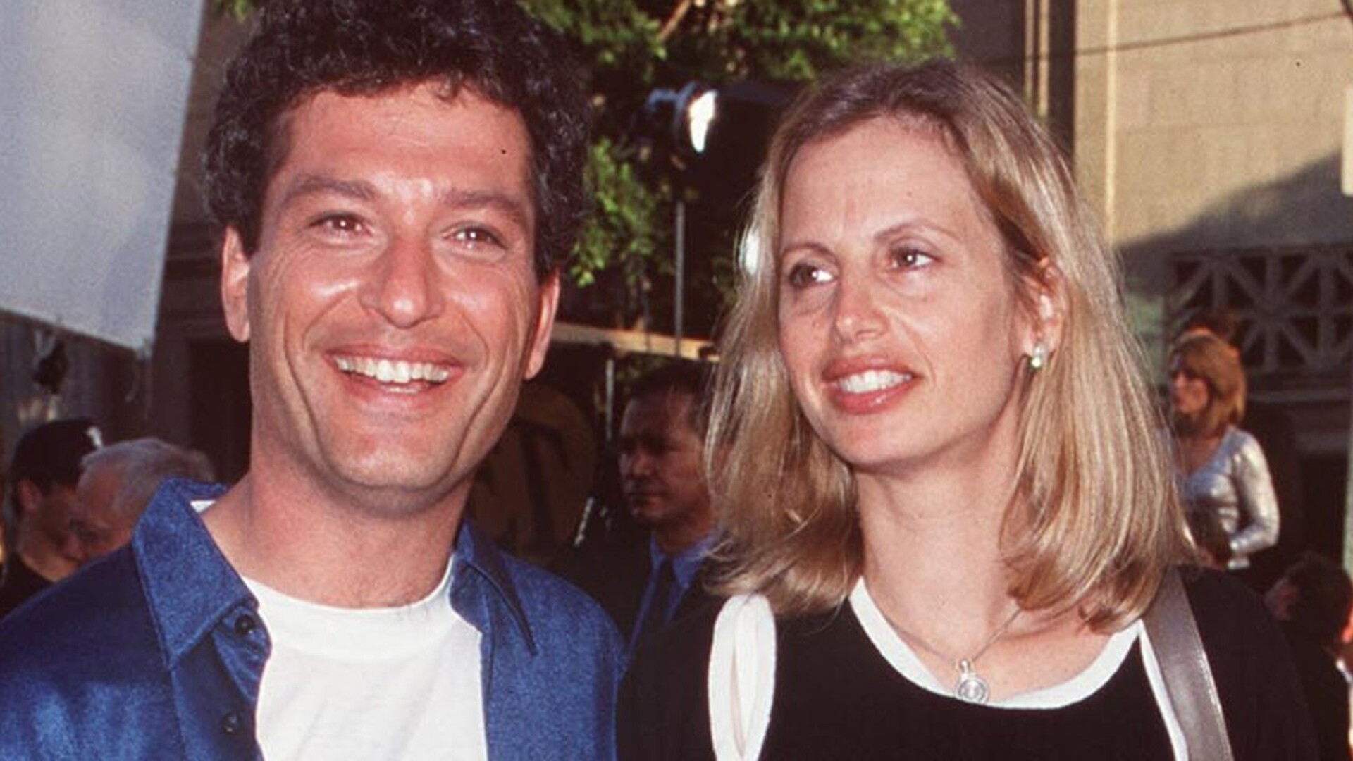 The Truth About Howie Mandel's Wife Terry Is Tumbling Out