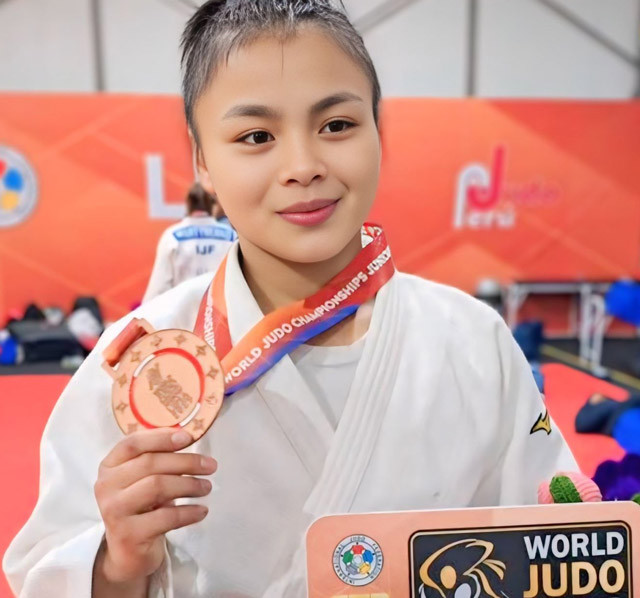 Linthoi Chanambam Wins India’s 1st Medal At The Judo Junior World C’ships