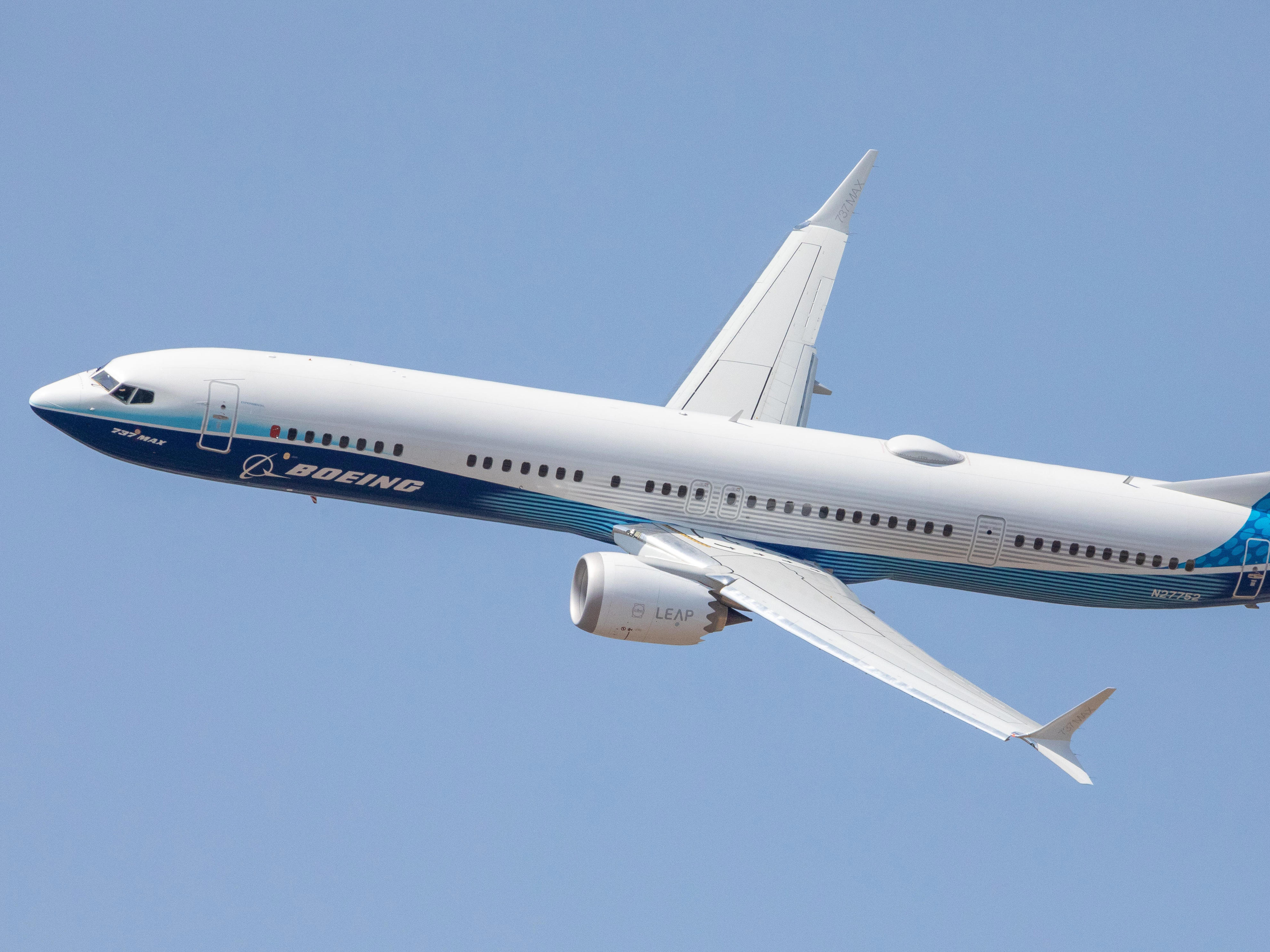 The Boeing 737 just lost its crown as the world's most popular plane