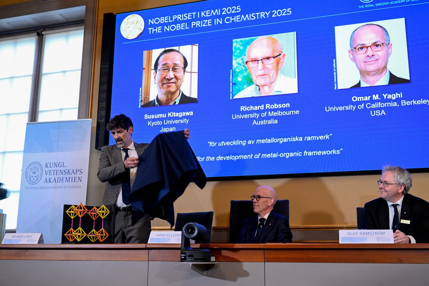 Nobel Prize in chemistry goes to discovery that could trap C02 and ...