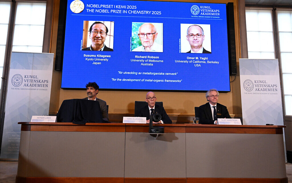 US scientist of Palestinian descent among three winners of Nobel Prize ...