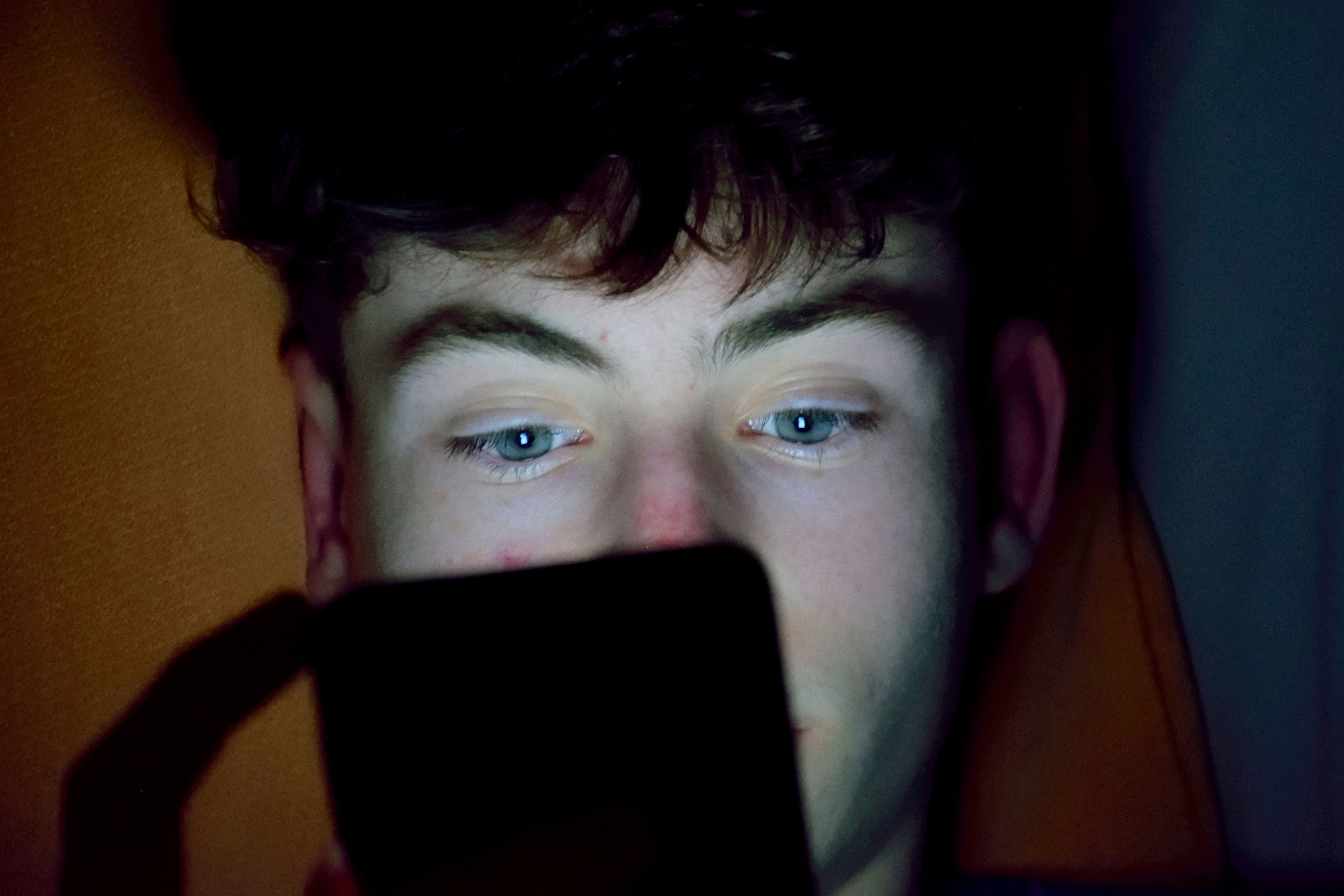 Masculinity, maxxing and the manosphere are big online. How that's ...