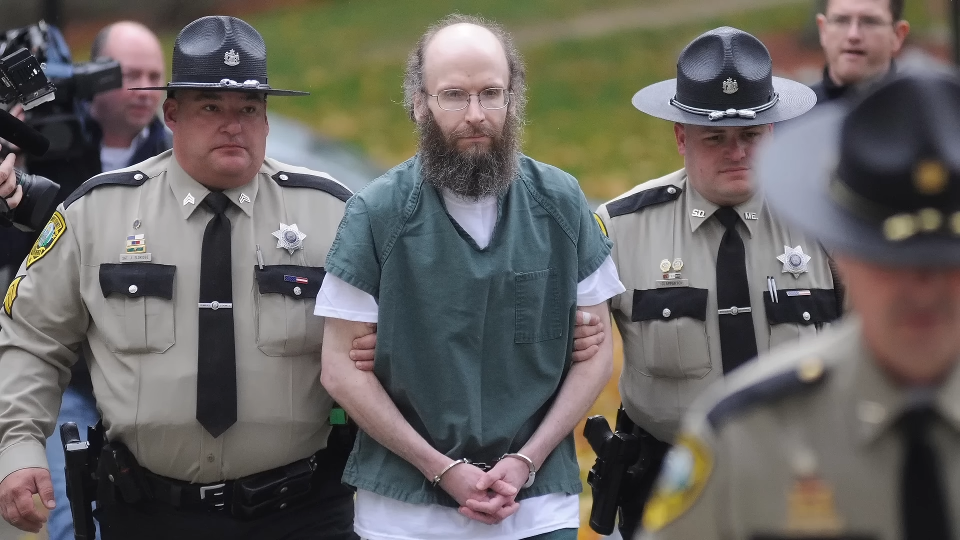 How one man hid in the woods for 27 years and got away with it