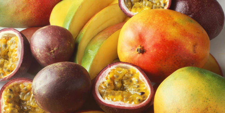 This is the fruit with the most protein – and it has many other health ...