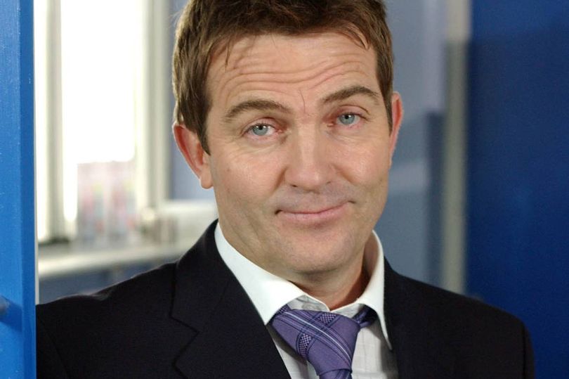 Coronation Street fans thrilled as Bradley Walsh's return 'sealed ...