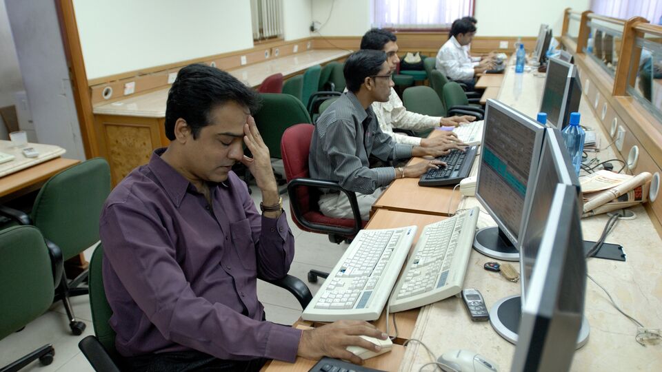 Sensex, Nifty 50 snap 4-day winning streak, investors lose ₹2 lakh ...