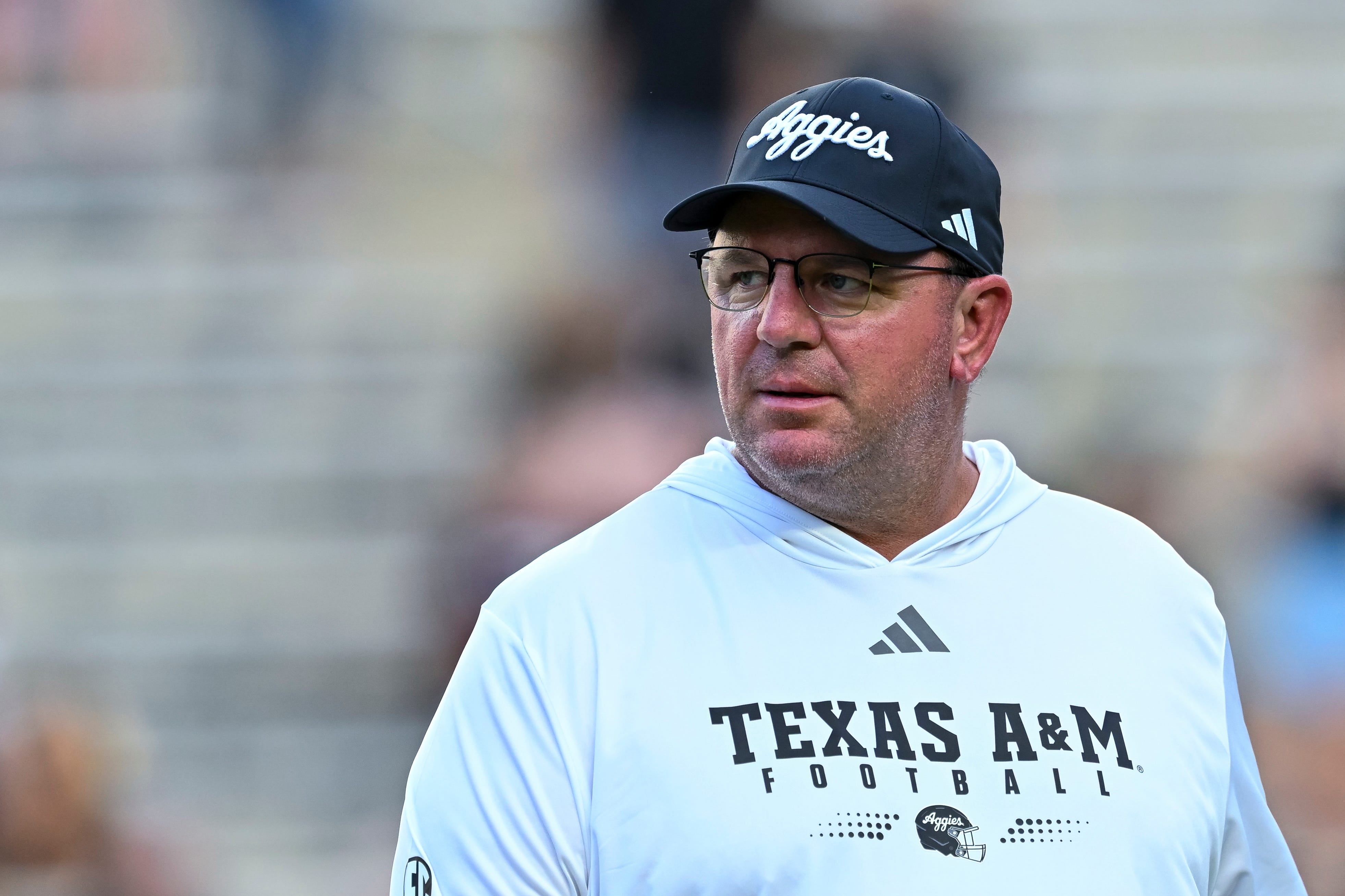 Texas A&M football coach Mike Elko 2025 contract details, salary ...