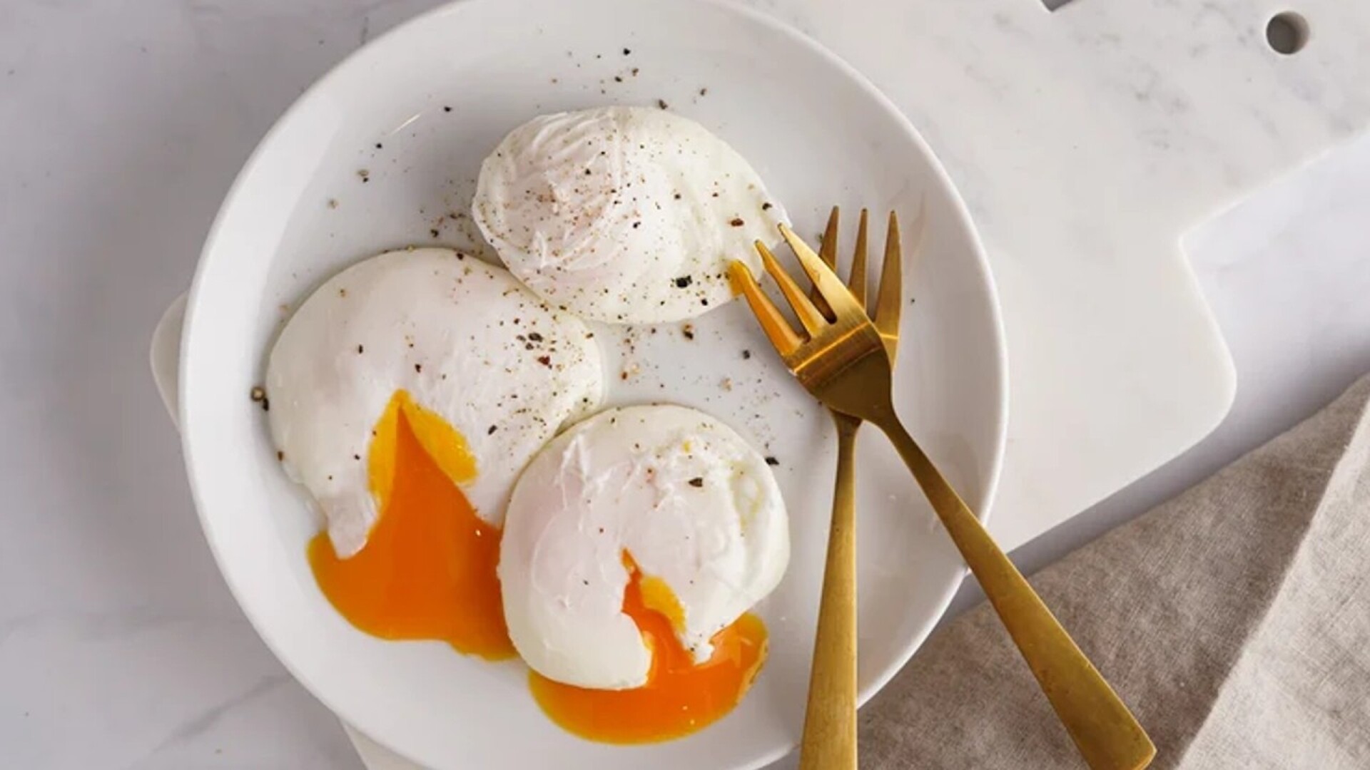 Cooking Tips From Julia Child That Will Never Stop Being Tasty