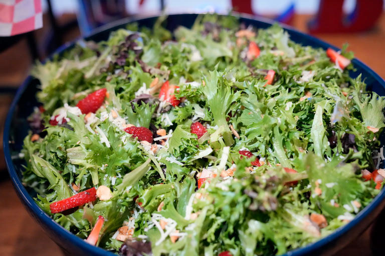 Nationwide Arena chefs unveil 13 new concessions for the Blue Jackets ...