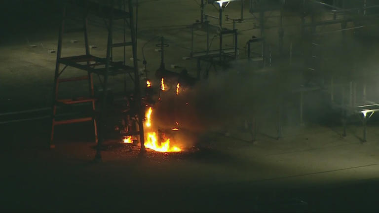 Fire erupts at ComEd substation in Hoffman Estates