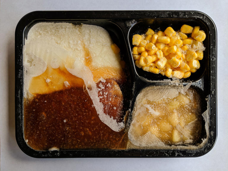 12 Retro '60s Meals Middle-Class Households Often Made (Sound Familiar?)