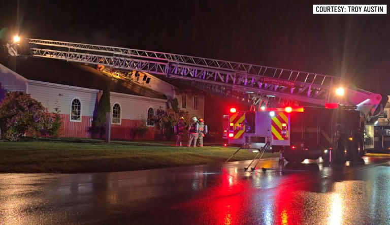 1 injured in Milton apartment fire