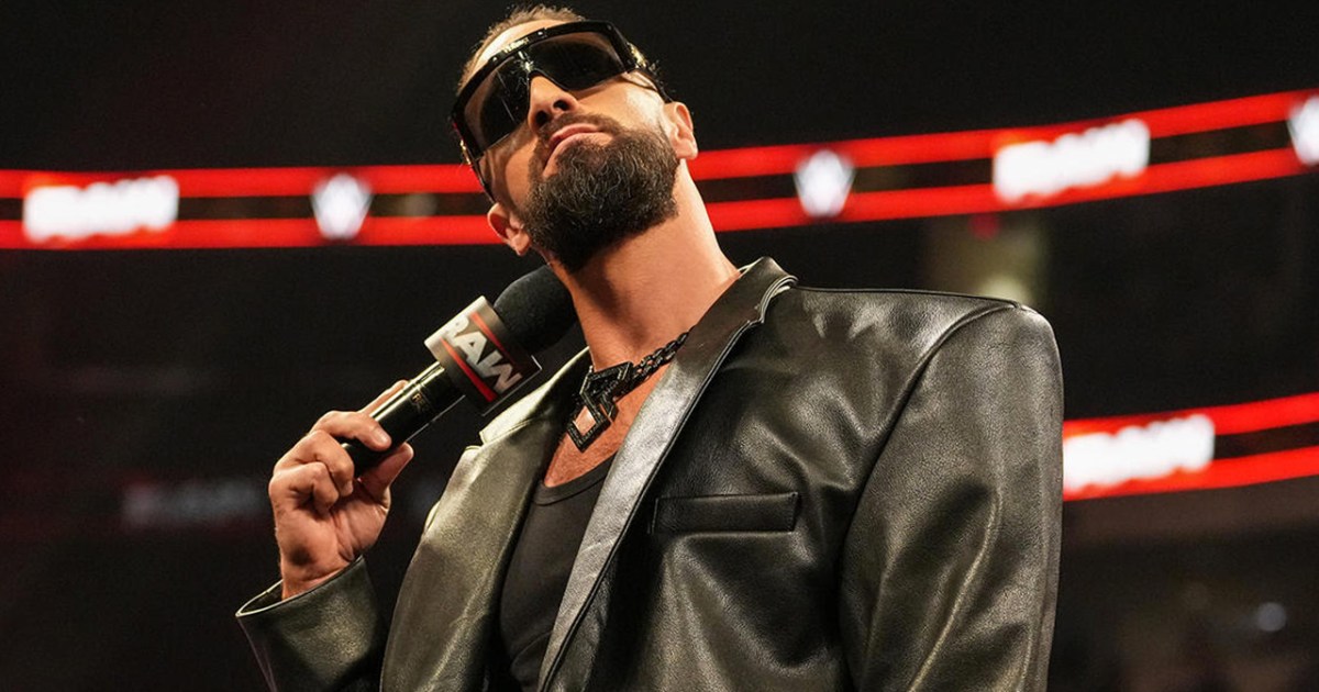 WWE's Seth Rollins appears at NFL Honors to present moment of the year