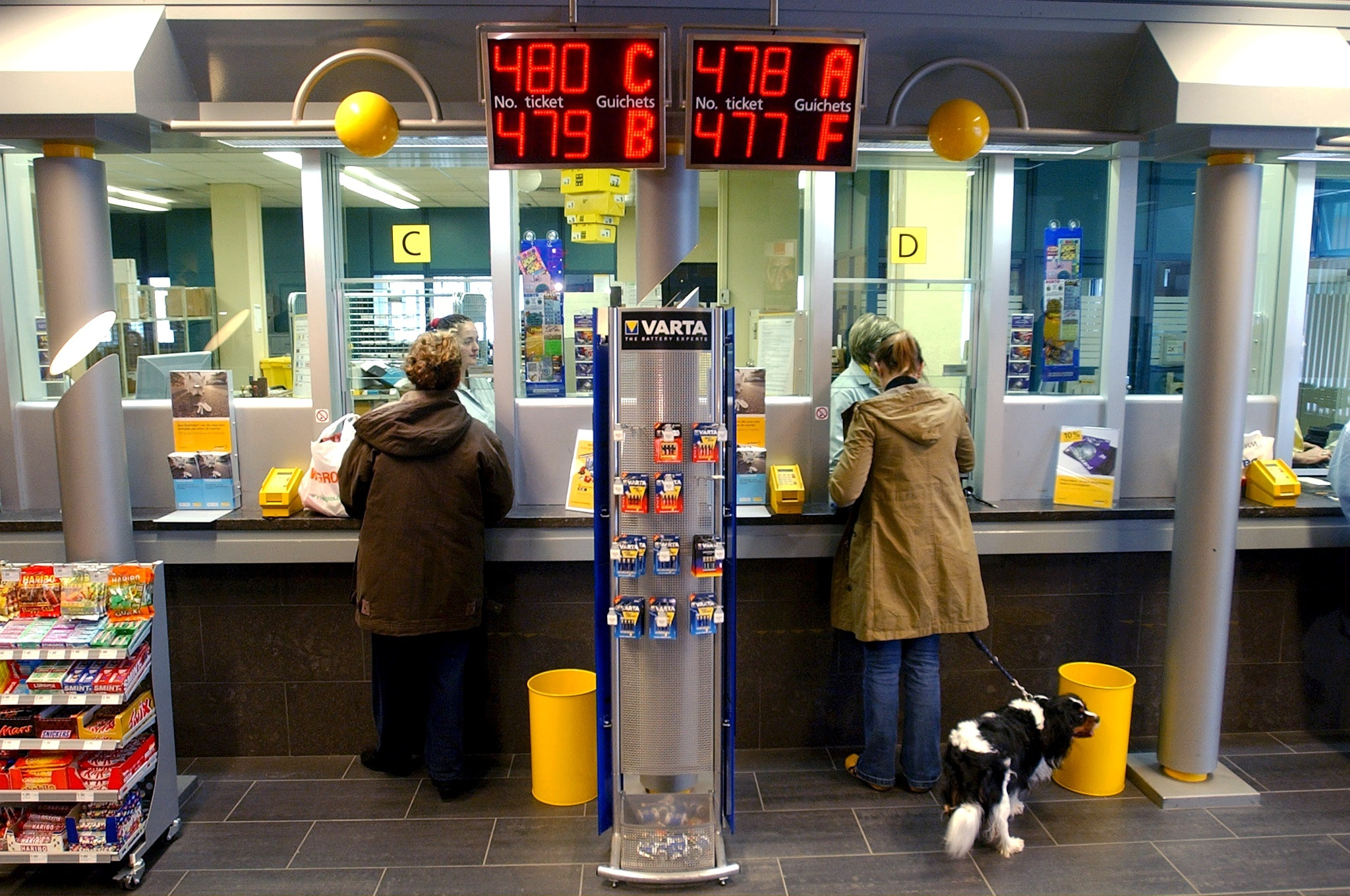 Post-Lernende klauten Kartendaten – für Markenkleider, McDonald’s und ...