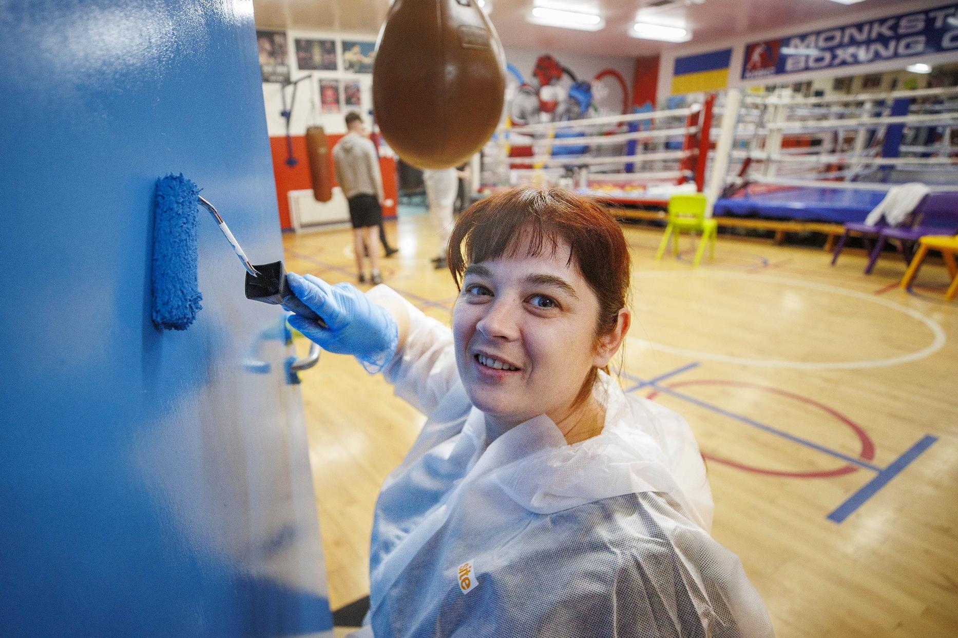 National Lottery winners worth £120 million volunteer to redecorate ...