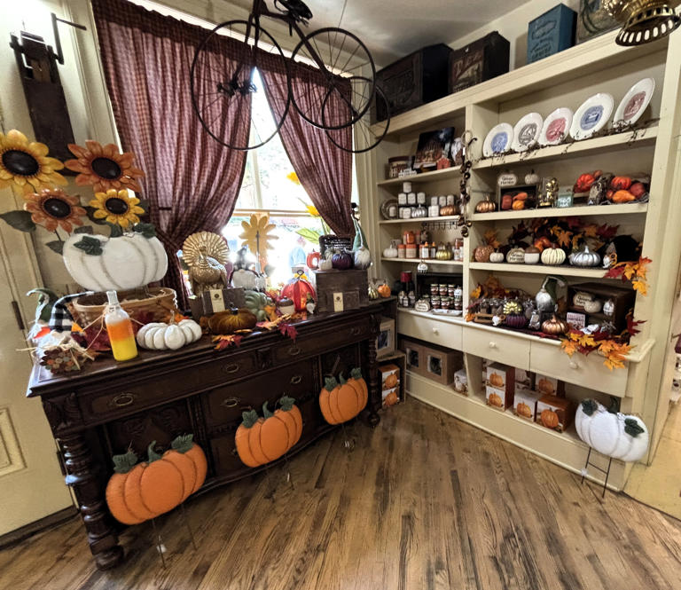 What makes this Alabama old-timey store a Gulf Coast favorite? Here's ...